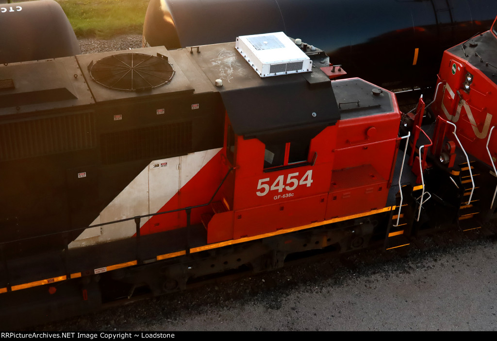 CN 5454 w/ white air conditioning unit